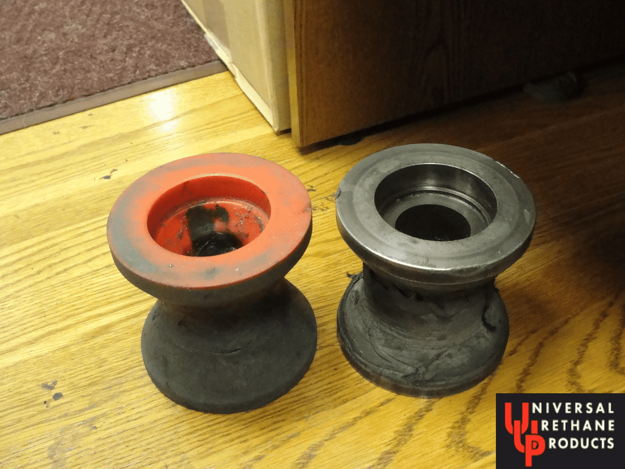 Recovering and Servicing your Polyurethane Rolls and Bearings